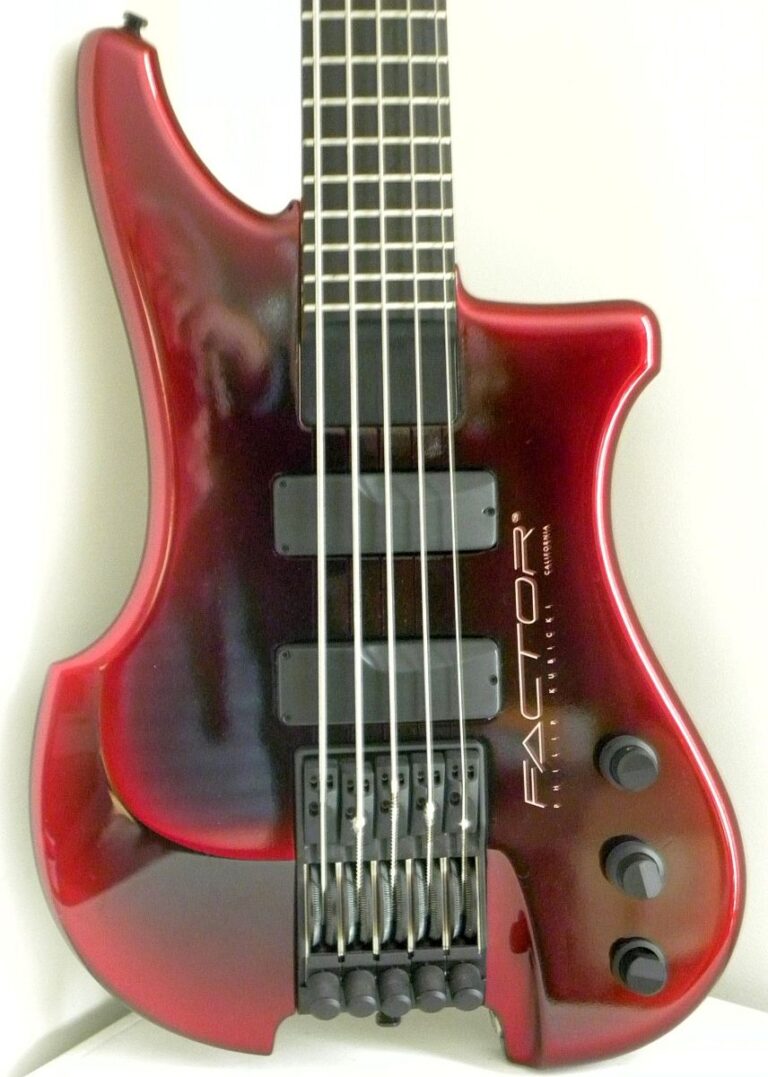 Factor 5 Prototype - KUBICKIKUBICKI